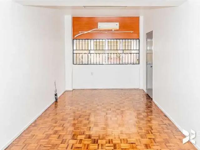 Conj. Comercial / Sala para Locação em Porto Alegre/RS Centro Histórico