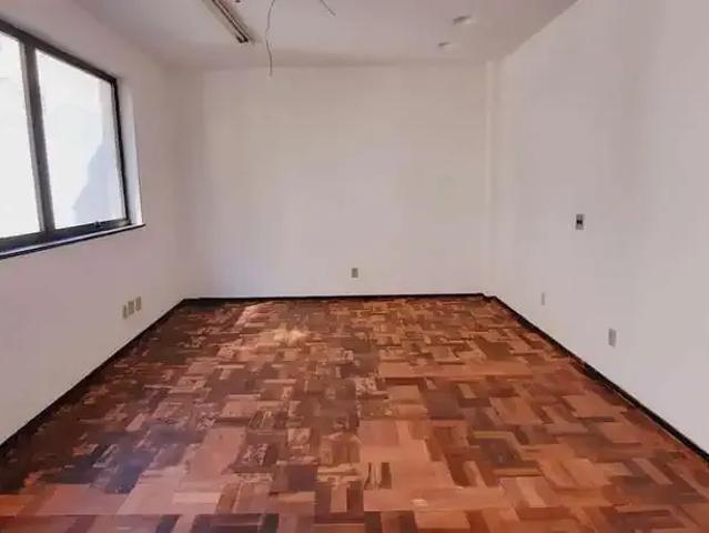 Conj. Comercial / Sala para Locação em Porto Alegre/RS Centro Histórico
