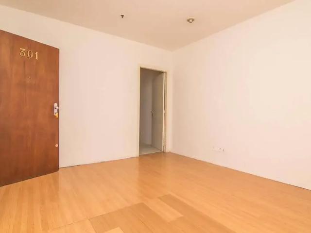 Conj. Comercial / Sala para Locação em Porto Alegre/RS Centro Histórico