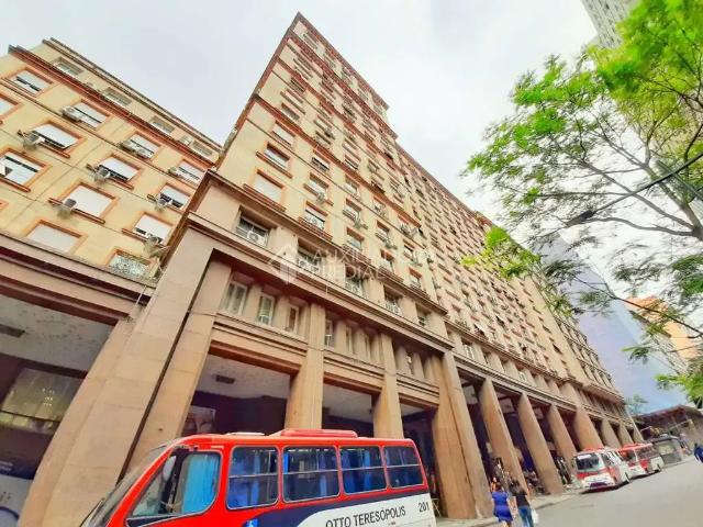 Conj. Comercial / Sala para Locação em Porto Alegre/RS Centro Histórico