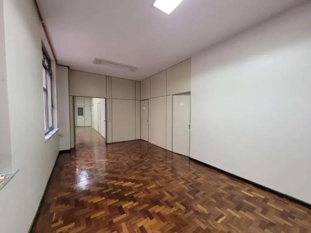 Conj. Comercial / Sala para Locação em Porto Alegre/RS Centro Histórico