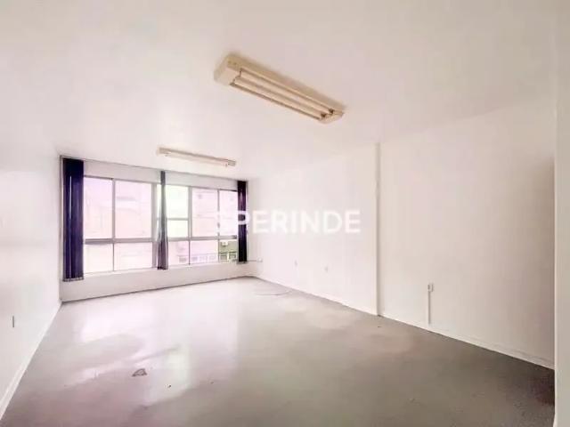Conj. Comercial / Sala para Locação em Porto Alegre/RS Centro Histórico