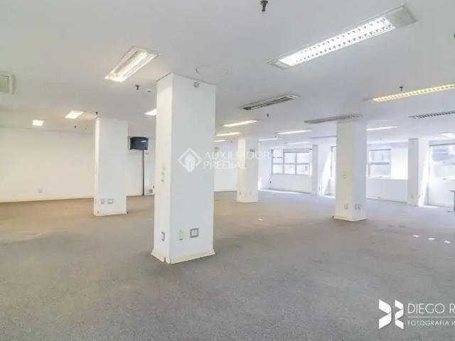 Conj. Comercial / Sala para Locação em Porto Alegre/RS Centro Histórico