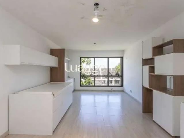 Conj. Comercial / Sala para Locação em Porto Alegre/RS Cristal