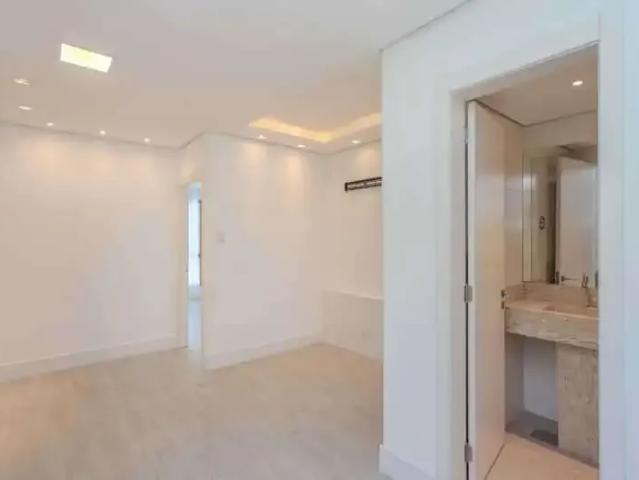 Conj. Comercial / Sala para Locação em Porto Alegre/RS Cristal