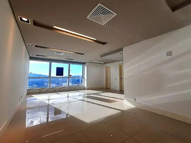 Conj. Comercial / Sala para Locação em Porto Alegre/RS Cristal