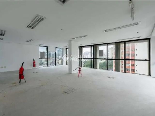 Conj. Comercial / Sala para Locação em Porto Alegre/RS Floresta