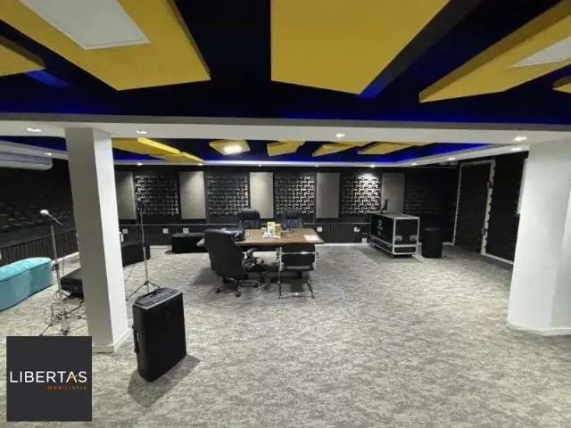 Conj. Comercial / Sala para Locação em Porto Alegre/RS Floresta 2 Quartos