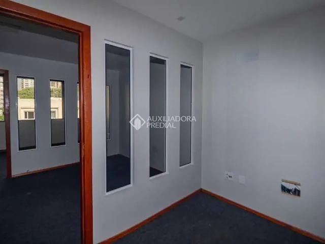 Conj. Comercial / Sala para Locação em Porto Alegre/RS Floresta