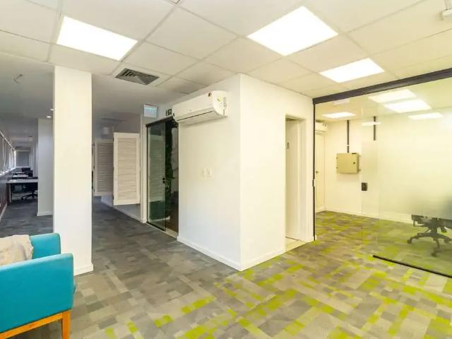 Conj. Comercial / Sala para Locação em Porto Alegre/RS Petrópolis