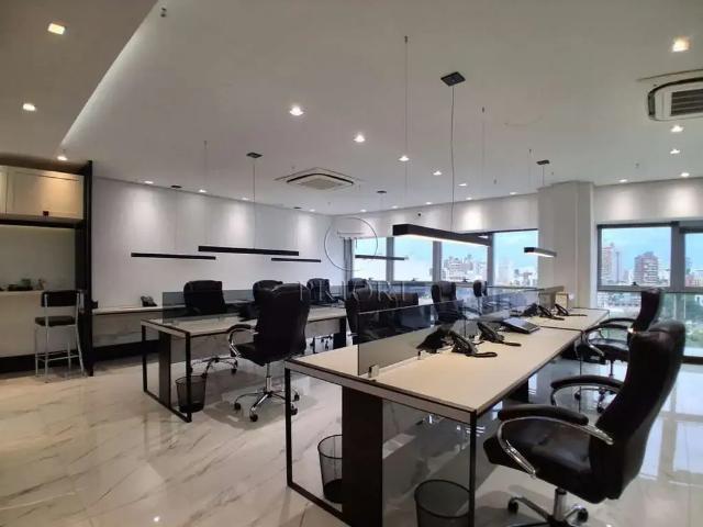 Conj. Comercial / Sala para Locação em Porto Alegre/RS Petrópolis