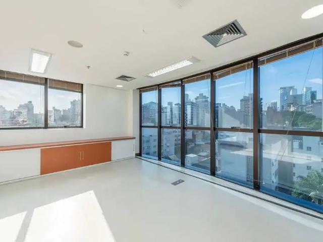 Conj. Comercial / Sala para Locação em Porto Alegre/RS Rio Branco