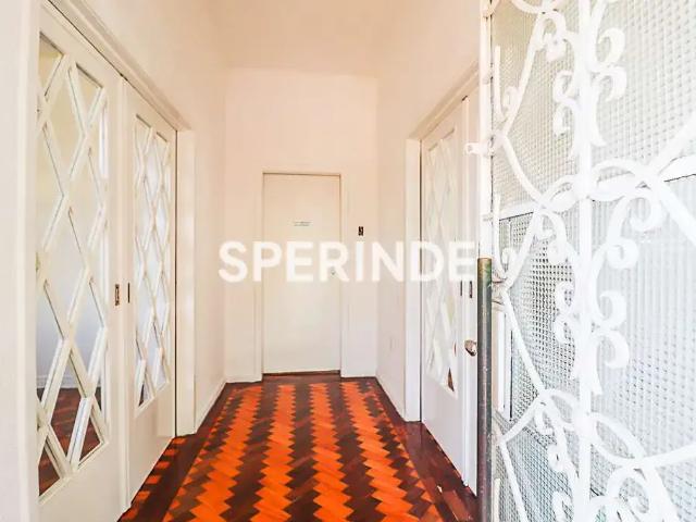 Conj. Comercial / Sala para Locação em Porto Alegre/RS São João 2 Quartos