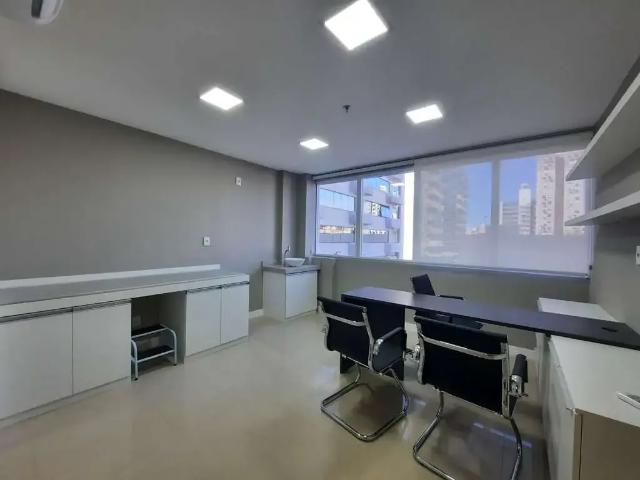 Conj. Comercial / Sala para Locação em Porto Alegre/RS Santana