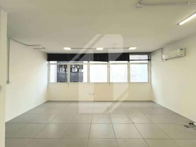 Conj. Comercial / Sala para Locação em Porto Alegre/RS Três Figueiras