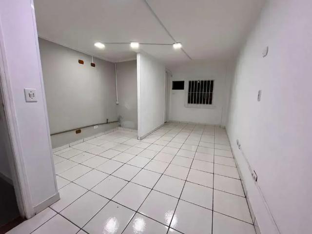 Conj. Comercial / Sala para Locação em Praia Grande/SP Boqueirão