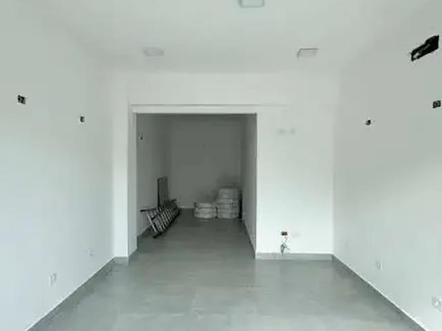 Conj. Comercial / Sala para Locação em Praia Grande/SP Boqueirão