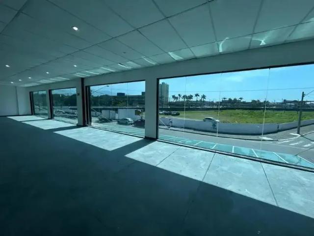 Conj. Comercial / Sala para Locação em Praia Grande/SP Vila Mirim