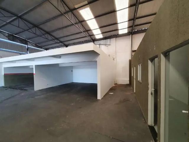 Conj. Comercial / Sala para Locação em Presidente Prudente/SP Centro