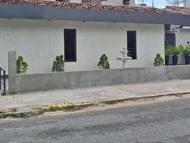 Conj. Comercial / Sala para Locação em Recife/PE Casa Forte 7 Quartos