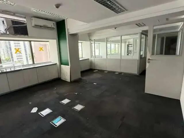 Conj. Comercial / Sala para Locação em Recife/PE Ilha do Leite 13 Quartos