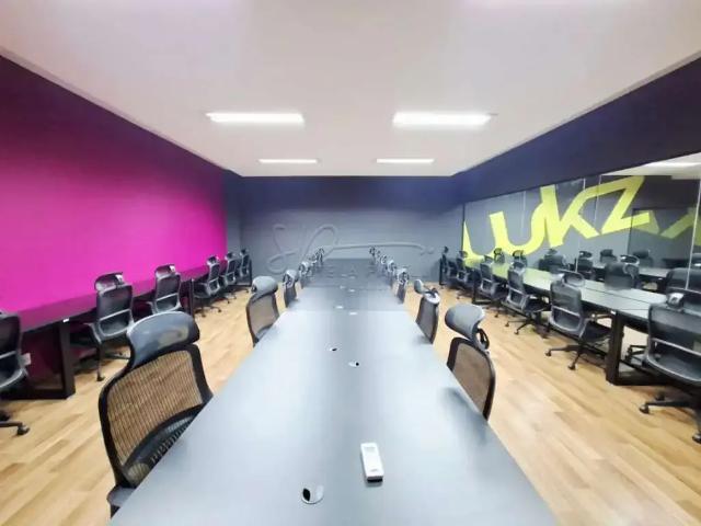 Conj. Comercial / Sala para Locação em Ribeirão Preto/SP Centro