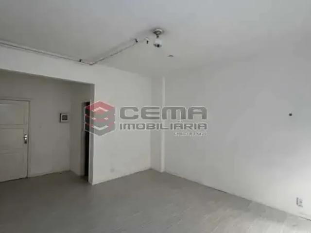 Conj. Comercial / Sala para Locação em Rio de Janeiro/RJ Copacabana