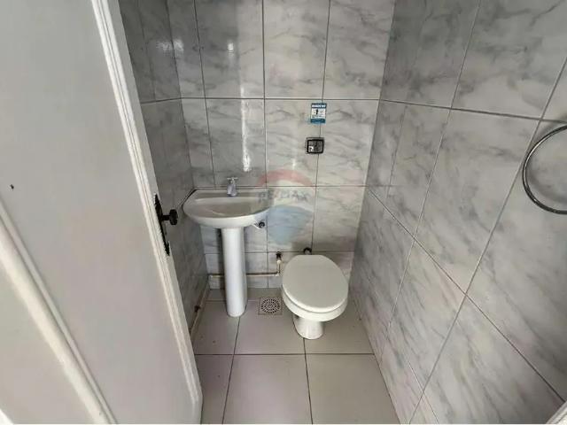 Conj. Comercial / Sala para Locação em Rio de Janeiro/RJ Curicica