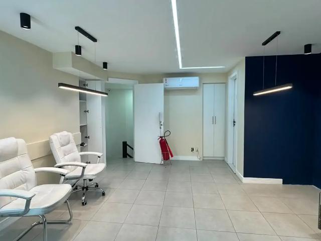 Conj. Comercial / Sala para Locação em Rio de Janeiro/RJ Barra da Tijuca