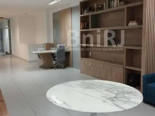 Conj. Comercial / Sala para Locação em Rio de Janeiro/RJ Estácio