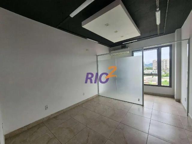 Conj. Comercial / Sala para Locação em Rio de Janeiro/RJ Jacarepaguá