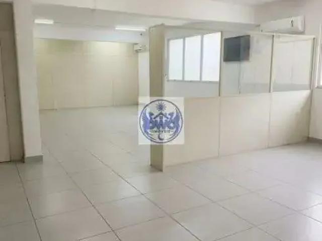 Conj. Comercial / Sala para Locação em Rio de Janeiro/RJ Jacarepaguá 4 Quartos