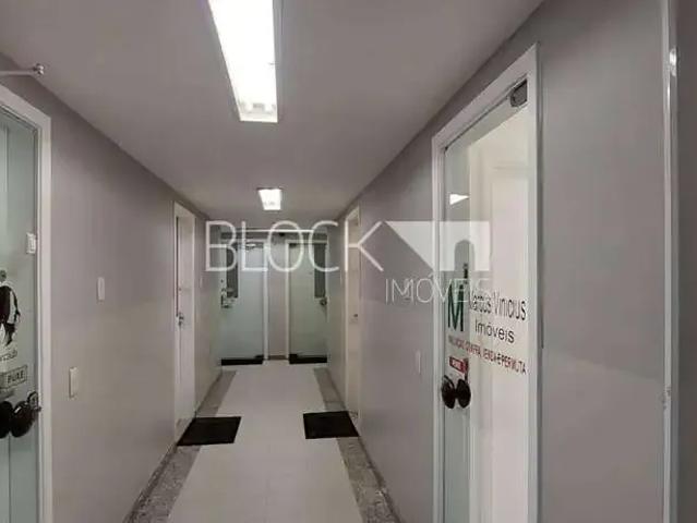 Conj. Comercial / Sala para Locação em Rio de Janeiro/RJ Recreio dos Bandeirantes