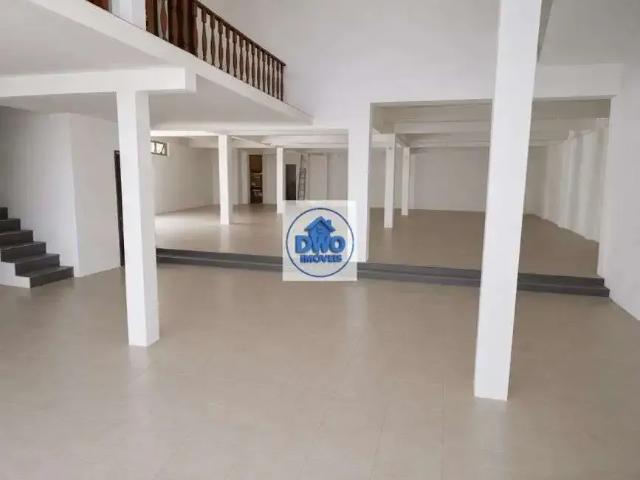Conj. Comercial / Sala para Locação em Rio de Janeiro/RJ Taquara 2 Quartos