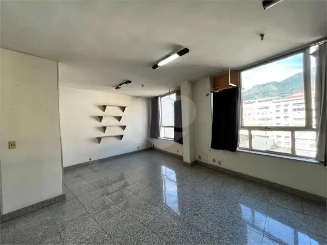 Conj. Comercial / Sala para Locação em Rio de Janeiro/RJ Tijuca