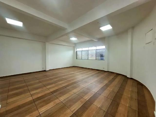 Conj. Comercial / Sala para Locação em Rio de Janeiro/RJ Vila Valqueire