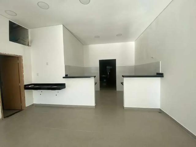 Conj. Comercial / Sala para Locação em São Vicente/SP Centro