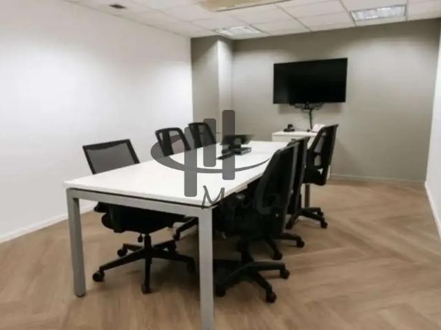 Conj. Comercial / Sala para Locação em São Caetano do Sul/SP Centro