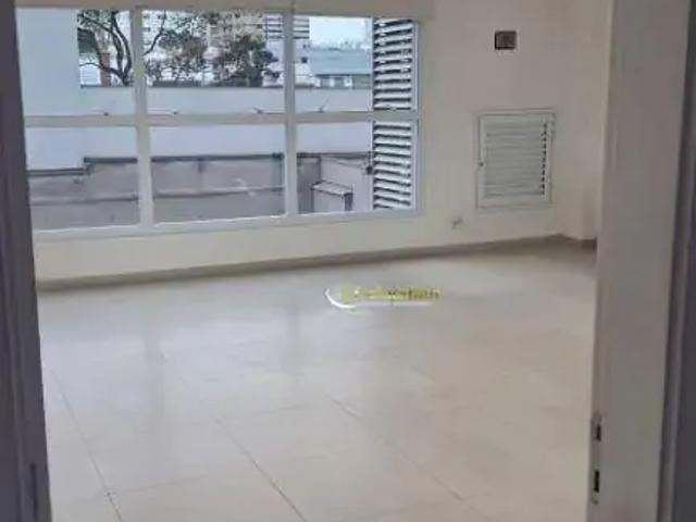 Conj. Comercial / Sala para Locação em São Caetano do Sul/SP Centro