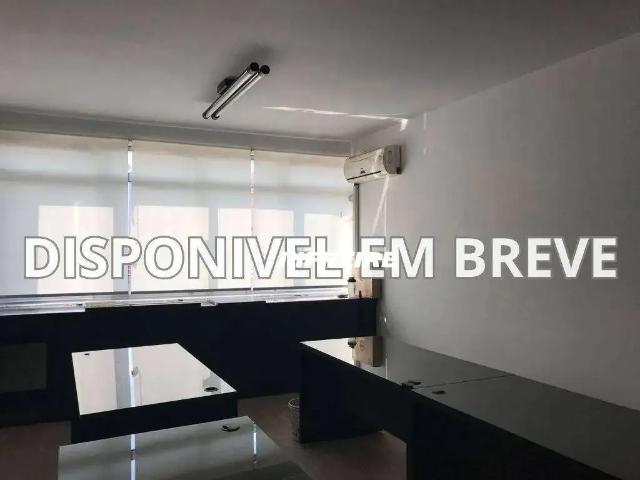 Conj. Comercial / Sala para Locação em São Caetano do Sul/SP Centro