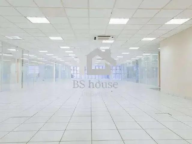 Conj. Comercial / Sala para Locação em São Caetano do Sul/SP Centro