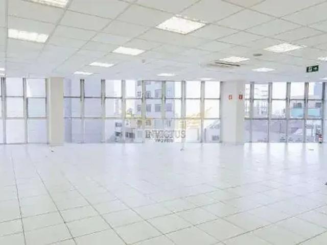 Conj. Comercial / Sala para Locação em São Caetano do Sul/SP Centro