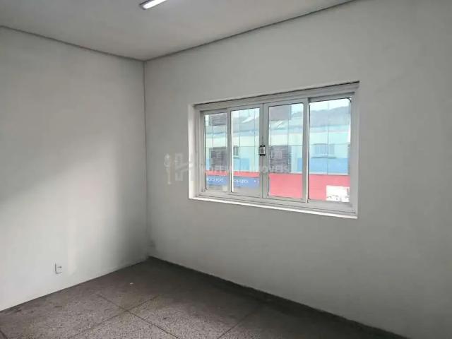 Conj. Comercial / Sala para Locação em São Caetano do Sul/SP Centro