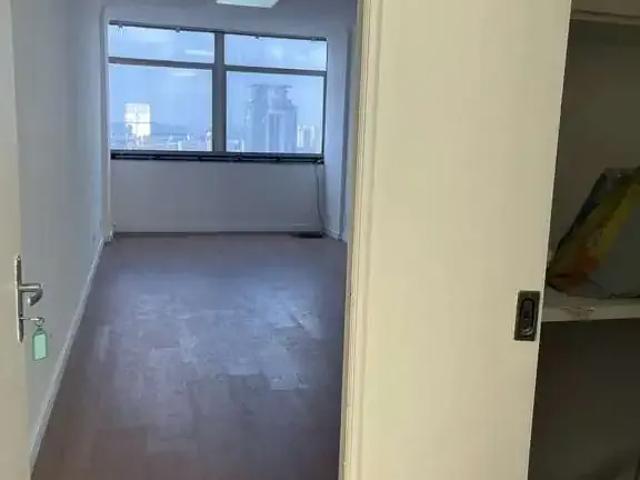 Conj. Comercial / Sala para Locação em São Caetano do Sul/SP Centro