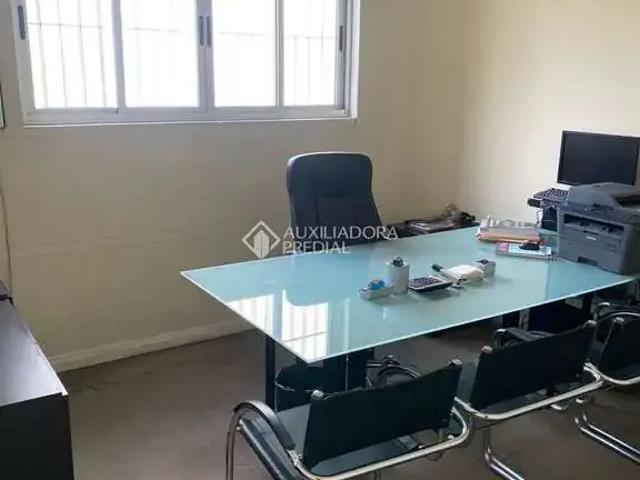 Conj. Comercial / Sala para Locação em São Caetano do Sul/SP Centro
