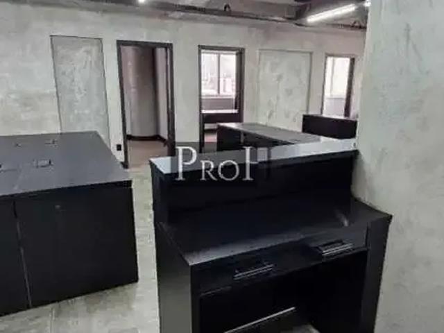 Conj. Comercial / Sala para Locação em São Caetano do Sul/SP Centro