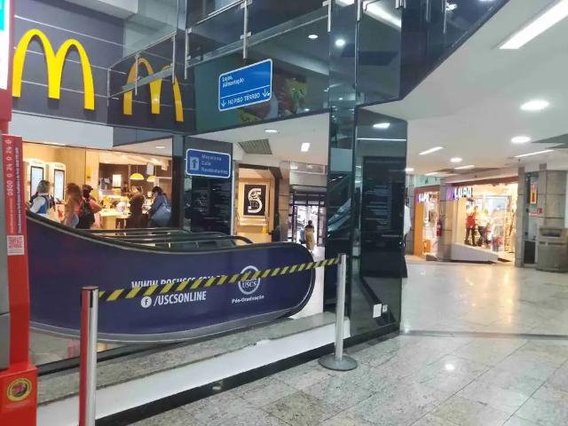 Conj. Comercial / Sala para Locação em São Caetano do Sul/SP Centro