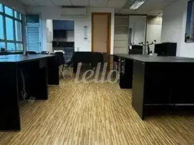 Conj. Comercial / Sala para Locação em São Caetano do Sul/SP Centro