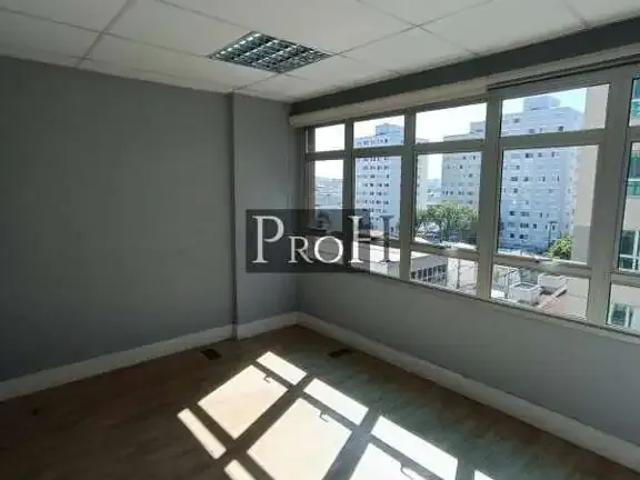 Conj. Comercial / Sala para Locação em São Caetano do Sul/SP Centro
