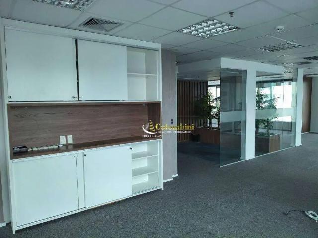 Conj. Comercial / Sala para Locação em São Caetano do Sul/SP Santo Antônio